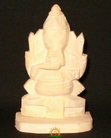 Swetharka Mula Ganapathi | Ganesh idol with Calotropis Roots | HinduPad