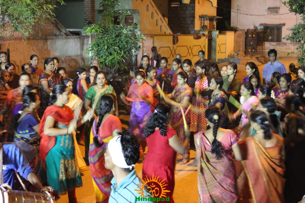 Photos: Durga Mata Nimajjanam (Devi Visarjan) in Hyderabad - HinduPad