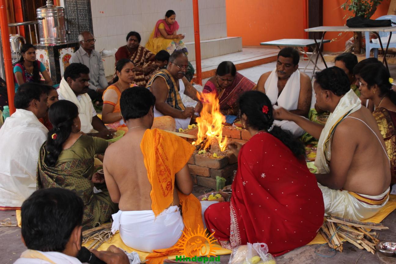 Photos: Chandi Homam at Sri Indraprastha Colony Temple on Durga Ashtami ...
